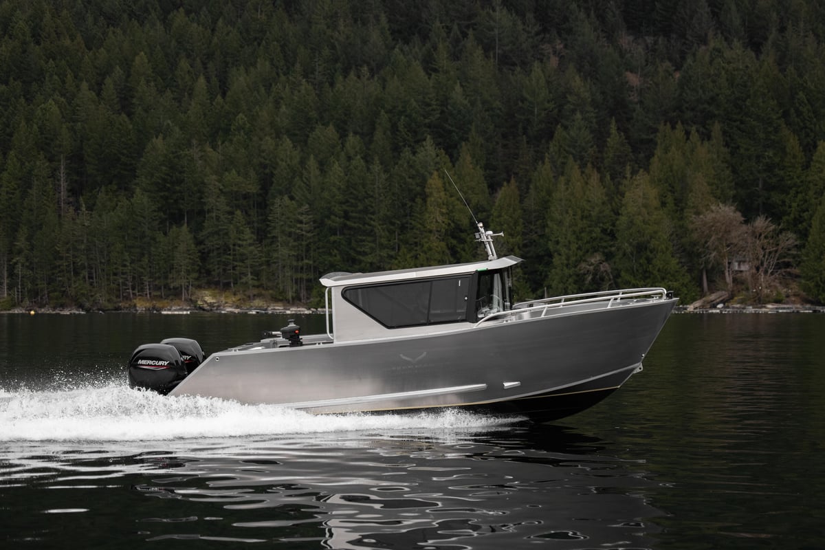 Jasper Marine | Defender 22 | Oaksmith Yachts