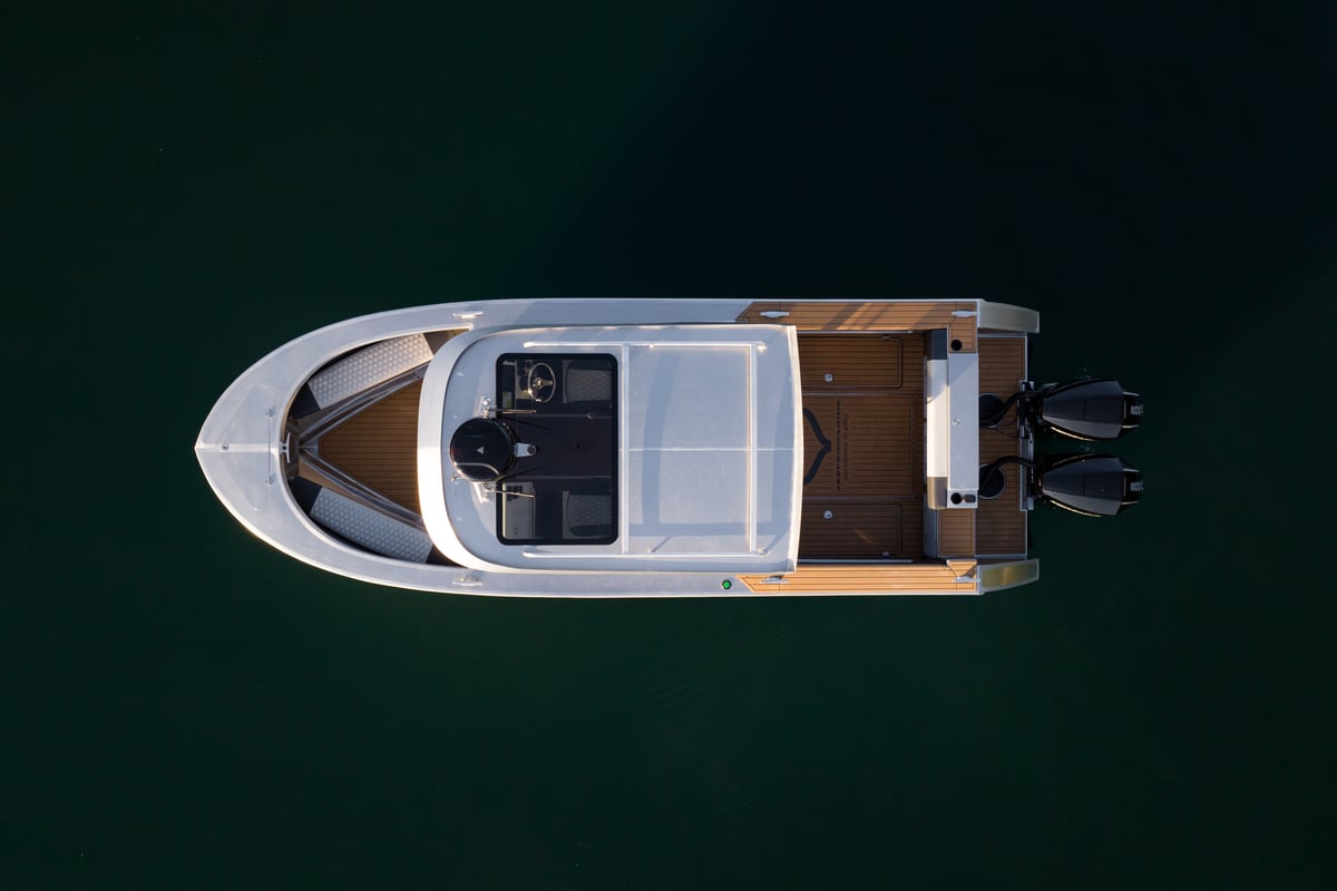 Jasper Marine | Defender 22 | Oaksmith Yachts